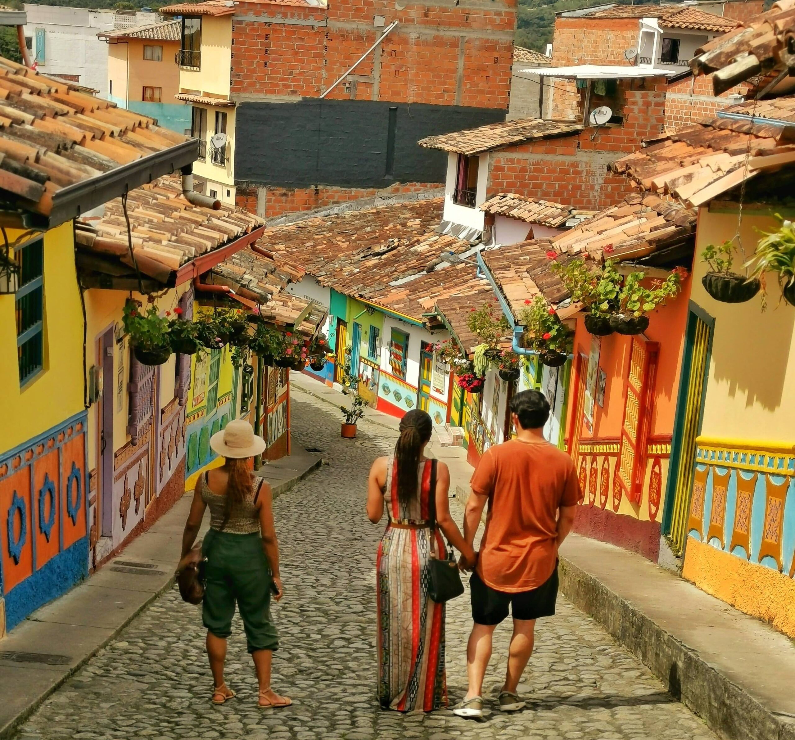 Guatape and Avocado Farm Tour: Two must-do things in one day